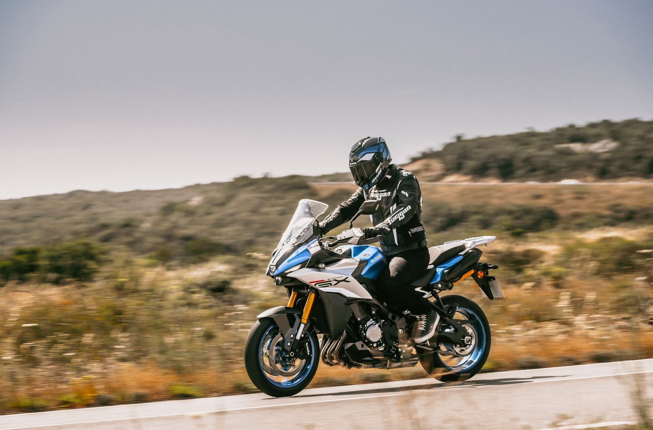 GSX-S1000GX