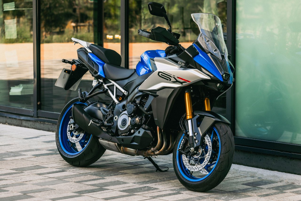 GSX-S1000GX